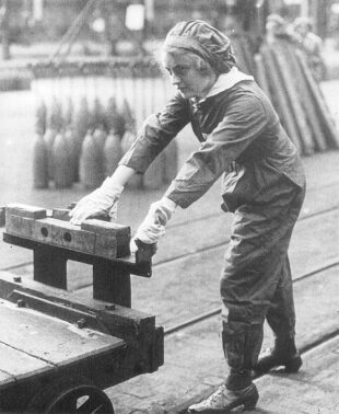 ‘Canaries’ — Women Munitions Workers in World War I