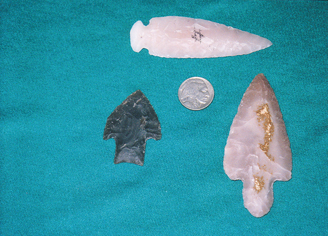 Artifacts: Extremely Old Arrowheads: How to Spot Them